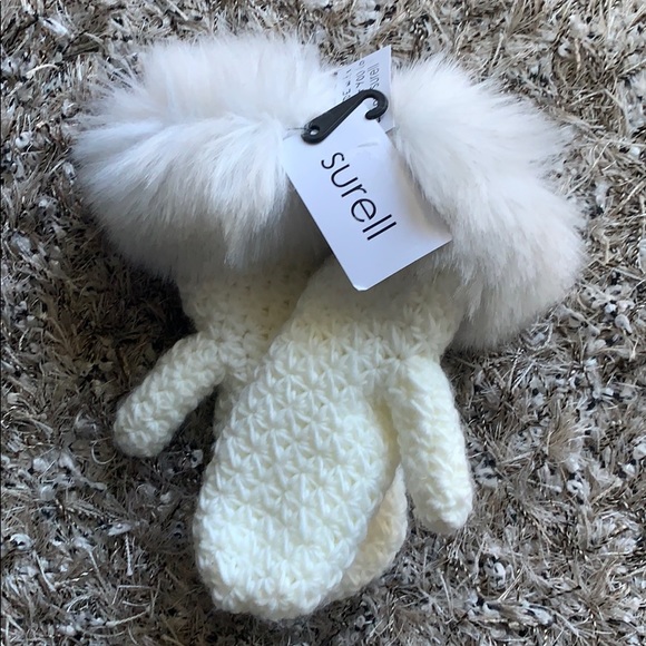 Surell | Accessories | Surrell Handmade Starfish Knit Faux Fur Mittens ...